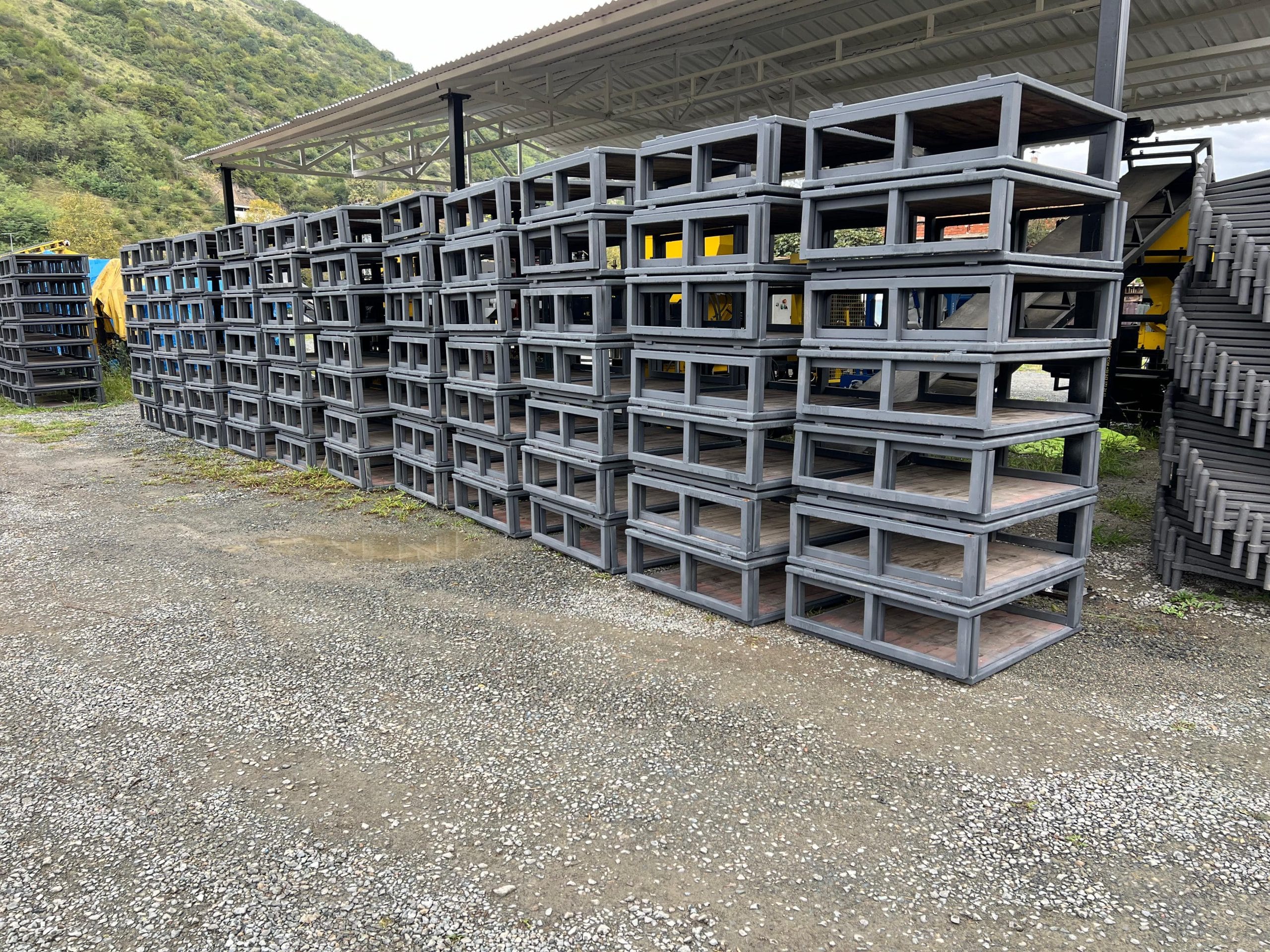 Sheet Pallet With Profile Stand 100×91.5×28 (Model 1) - concretian.com